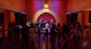 Nightlife in Qatar: from clubs to safaris, wonders await